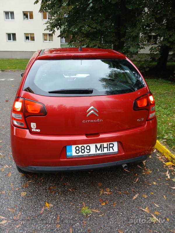Citroen C3 2012 Tallina vietnē Sarkans Citroen C3 2012 Tallina, ar dzinēja tilpumu 1.60 L un nobraukumu 136 tūkst. km par 3500 €, foto 3 vietnē AUTOMOTO.COM.LV