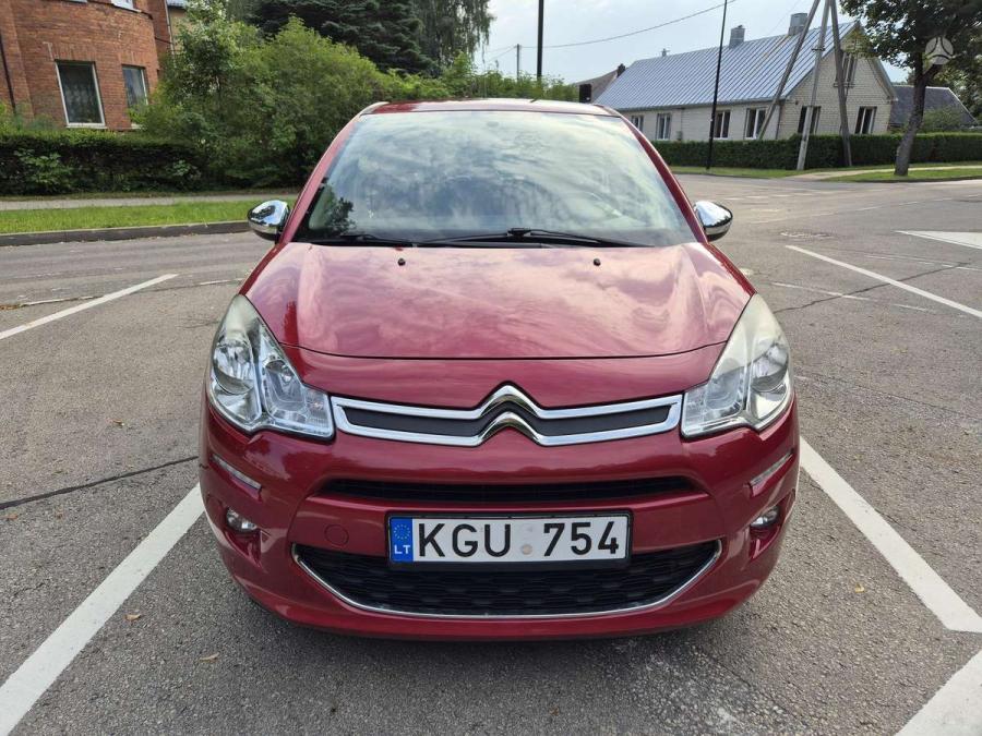 Sarkans Citroen C3 2013 Alīta, ar dzinēja tilpumu 1.40 L un nobraukumu 251 tūkst. km par 2600 €, foto 3 vietnē AUTOMOTO.COM.LV