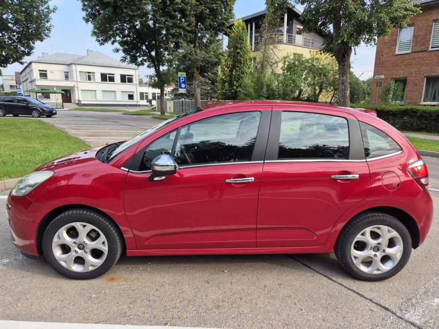 Sarkans Citroen C3 2013 Alīta, ar dzinēja tilpumu 1.40 L un nobraukumu 251 tūkst. km par 2600 €, foto 5 vietnē AUTOMOTO.COM.LV