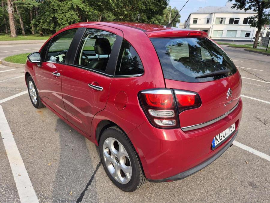 Sarkans Citroen C3 2013 Alīta, ar dzinēja tilpumu 1.40 L un nobraukumu 251 tūkst. km par 2600 €, foto 6 vietnē AUTOMOTO.COM.LV