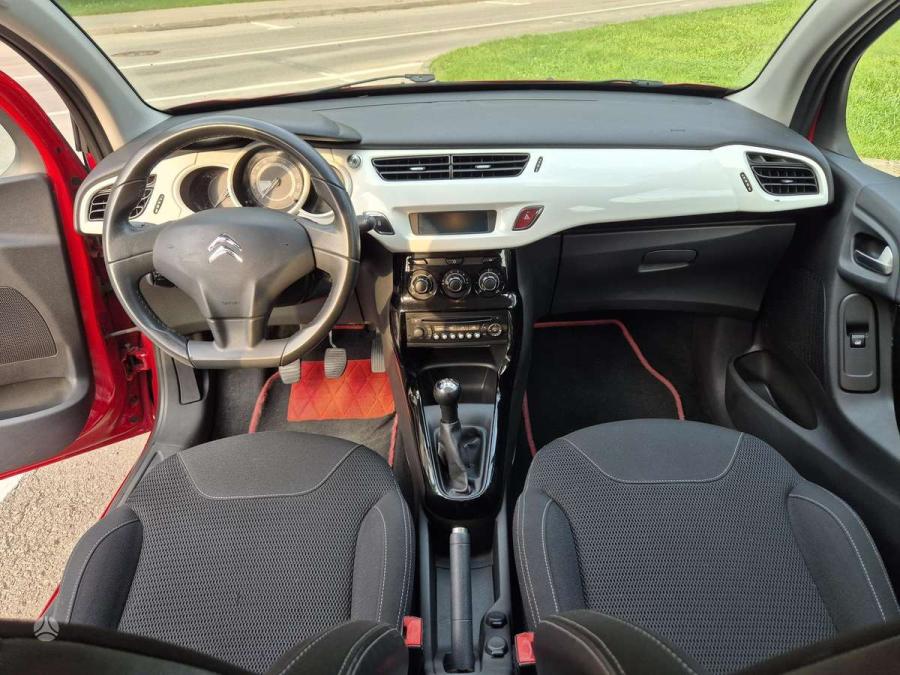 Sarkans Citroen C3 2013 Alīta, ar dzinēja tilpumu 1.40 L un nobraukumu 251 tūkst. km par 2600 €, foto 13 vietnē AUTOMOTO.COM.LV