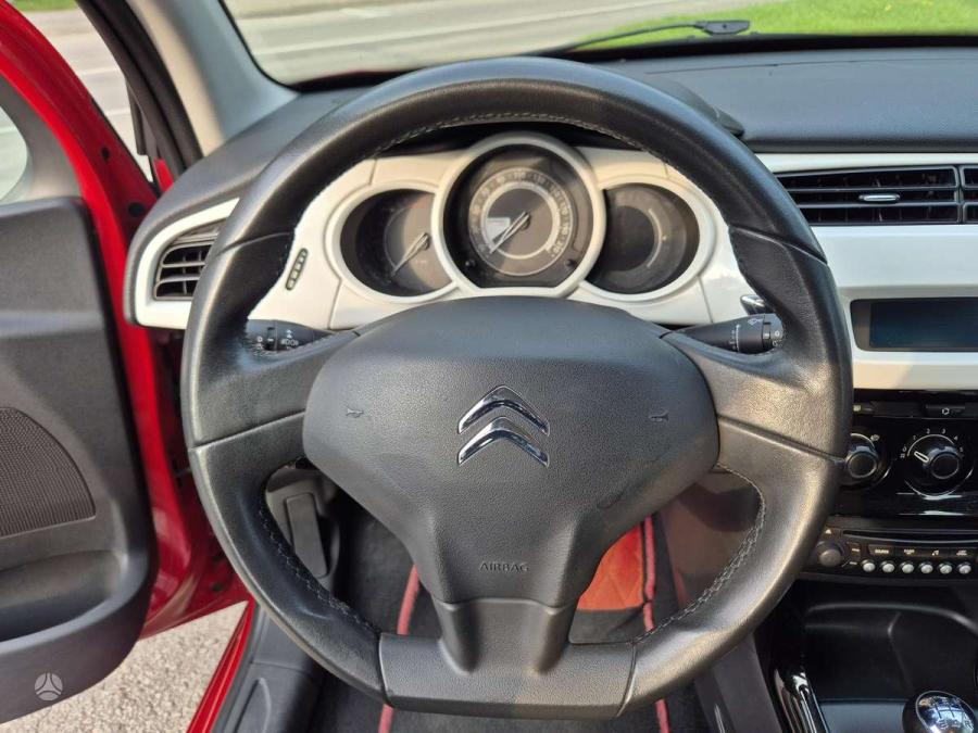 Sarkans Citroen C3 2013 Alīta, ar dzinēja tilpumu 1.40 L un nobraukumu 251 tūkst. km par 2600 €, foto 14 vietnē AUTOMOTO.COM.LV