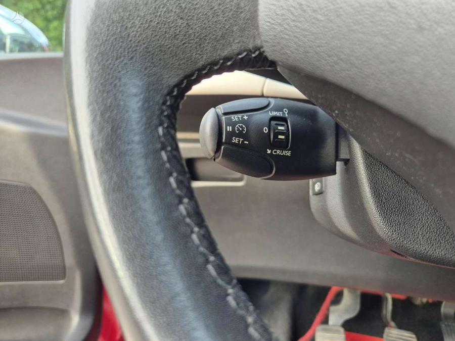 Sarkans Citroen C3 2013 Alīta, ar dzinēja tilpumu 1.40 L un nobraukumu 251 tūkst. km par 2600 €, foto 15 vietnē AUTOMOTO.COM.LV