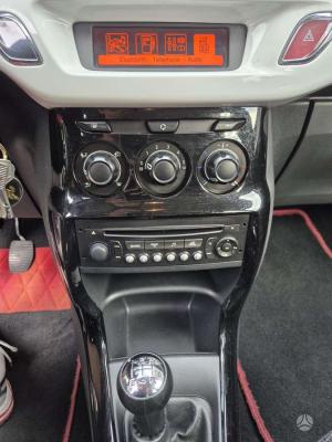 Sarkans Citroen C3 2013 Alīta, ar dzinēja tilpumu 1.40 L un nobraukumu 251 tūkst. km par 2600 €, foto 18 vietnē AUTOMOTO.COM.LV