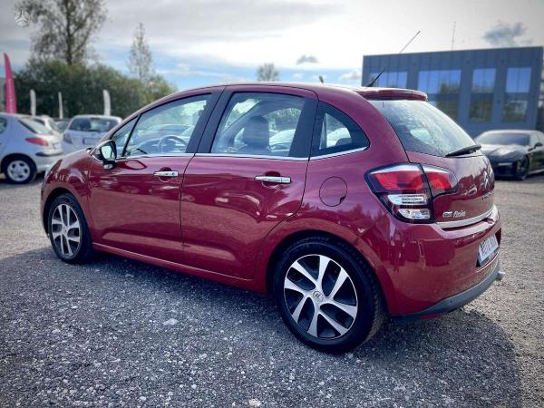 Red Citroen C3 2014 in Vilnius, with an engine capacity of 1.60 L and mileage of 288 thousand km for 4299 €, photo 3 on AUTOMOTO.COM.LV