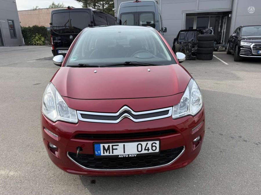 Sarkans Citroen C3 2014 Viļņa, ar dzinēja tilpumu 1.56 L un nobraukumu 285 tūkst. km par 1600 €, foto 3 vietnē AUTOMOTO.COM.LV