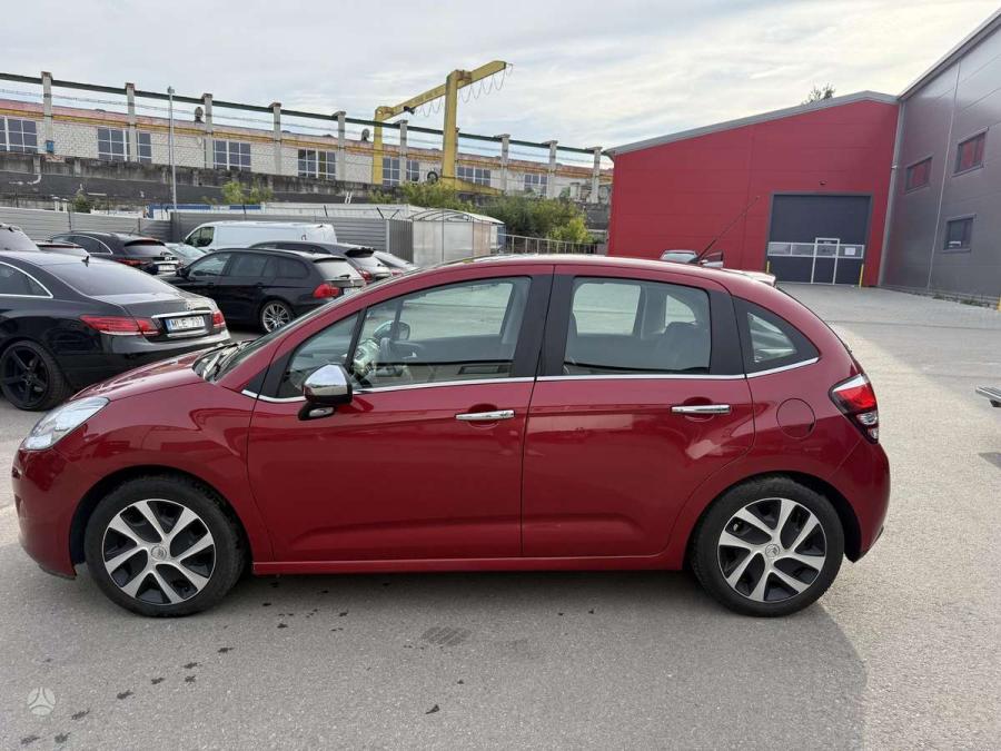 Sarkans Citroen C3 2014 Viļņa, ar dzinēja tilpumu 1.56 L un nobraukumu 285 tūkst. km par 1600 €, foto 8 vietnē AUTOMOTO.COM.LV