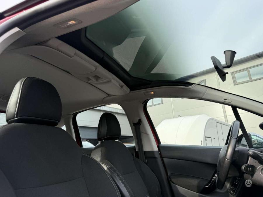 Sarkans Citroen C3 2014 Viļņa, ar dzinēja tilpumu 1.56 L un nobraukumu 285 tūkst. km par 1600 €, foto 12 vietnē AUTOMOTO.COM.LV