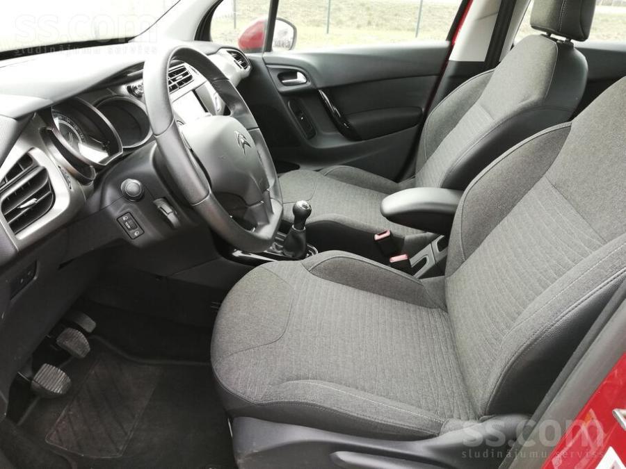 Red Citroen C3 2016 in Saldus, with an engine capacity of 1.60 L and mileage of 103 thousand km for 5500 €, photo 7 on AUTOMOTO.COM.LV