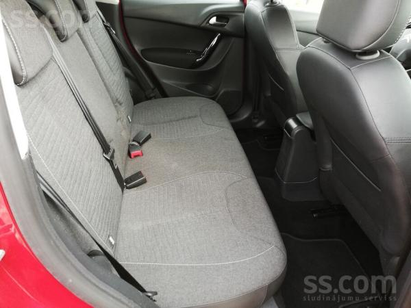 Sarkans Citroen C3 2016 Saldus, ar dzinēja tilpumu 1.60 L un nobraukumu 103 tūkst. km par 5500 €, foto 10 vietnē AUTOMOTO.COM.LV