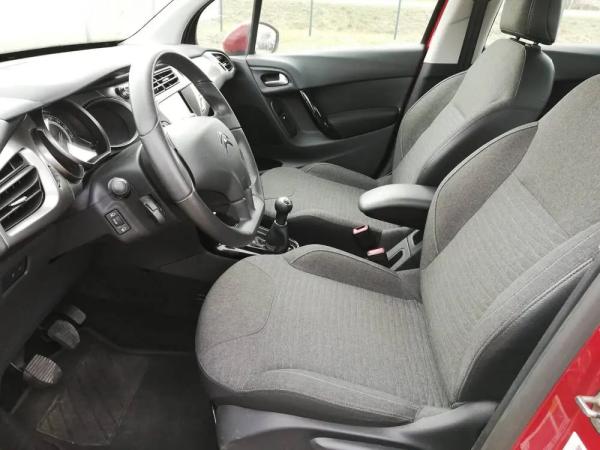 Red Citroen C3 2016 in Saldus, with an engine capacity of 1.60 L and mileage of 103 thousand km for 5500 €, photo 6 on AUTOMOTO.COM.LV