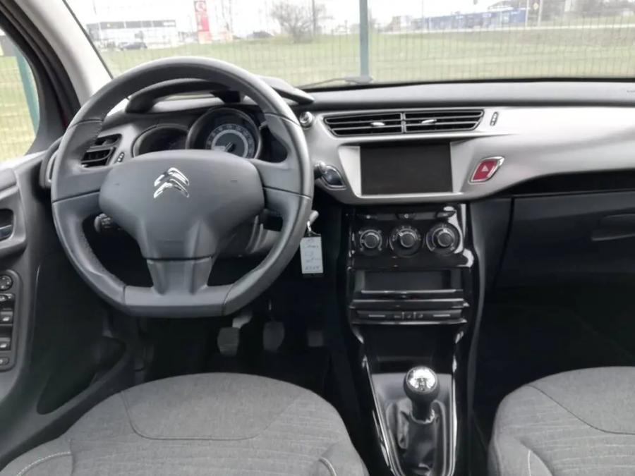 Sarkans Citroen C3 2016 Saldus, ar dzinēja tilpumu 1.60 L un nobraukumu 103 tūkst. km par 5500 €, foto 9 vietnē AUTOMOTO.COM.LV