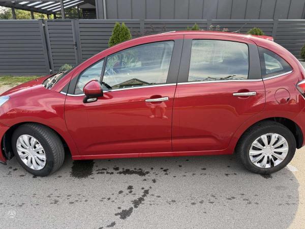 Red Citroen C3 2016 in Kaunas, with an engine capacity of 1.20 L and mileage of 195 thousand km for 2850 €, photo 10 on AUTOMOTO.COM.LV