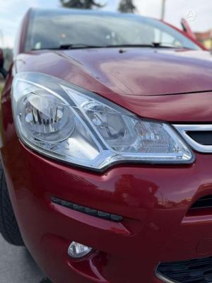 Red Citroen C3 2016 in Kaunas, with an engine capacity of 1.20 L and mileage of 195 thousand km for 2850 €, photo 16 on AUTOMOTO.COM.LV