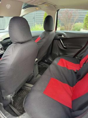 Red Citroen C3 2016 in Kaunas, with an engine capacity of 1.20 L and mileage of 195 thousand km for 2850 €, photo 21 on AUTOMOTO.COM.LV