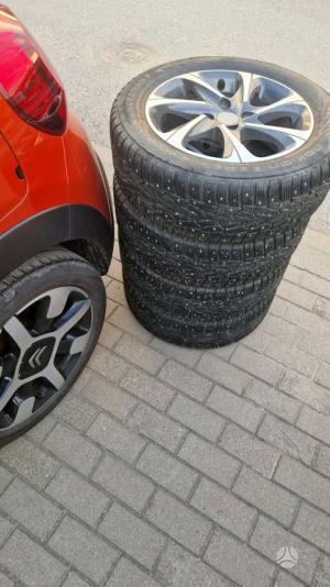 Red Citroen C3 2017 in Siauliai, with an engine capacity of 1.20 L and mileage of 73 thousand km for 8500 €, photo 25 on AUTOMOTO.COM.LV
