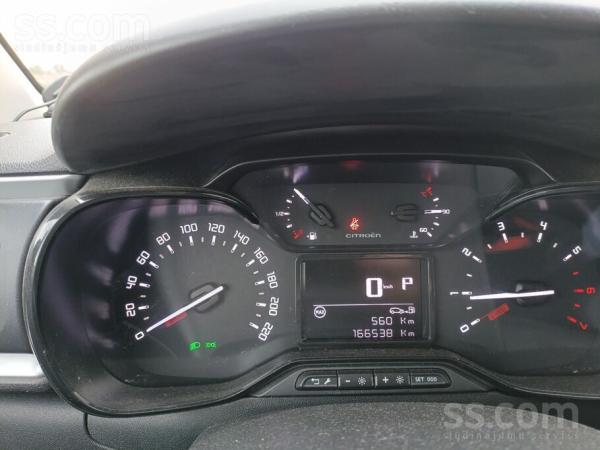 Sarkans Citroen C3 2018 Rīga, ar dzinēja tilpumu 1.20 L un nobraukumu 166 tūkst. km par 6490 €, foto 7 vietnē AUTOMOTO.COM.LV