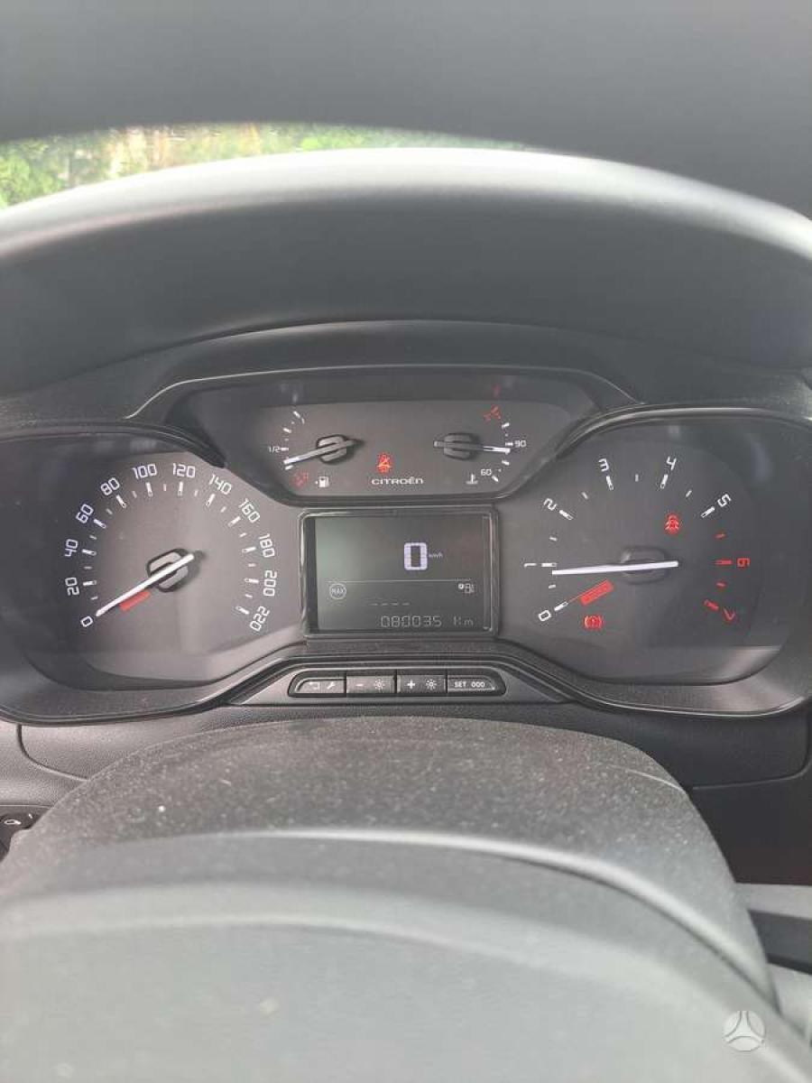 Red Citroen C3 2020 in Ukmerge, with an engine capacity of 1.20 L and mileage of 80 thousand km for 7350 €, photo 5 on AUTOMOTO.COM.LV