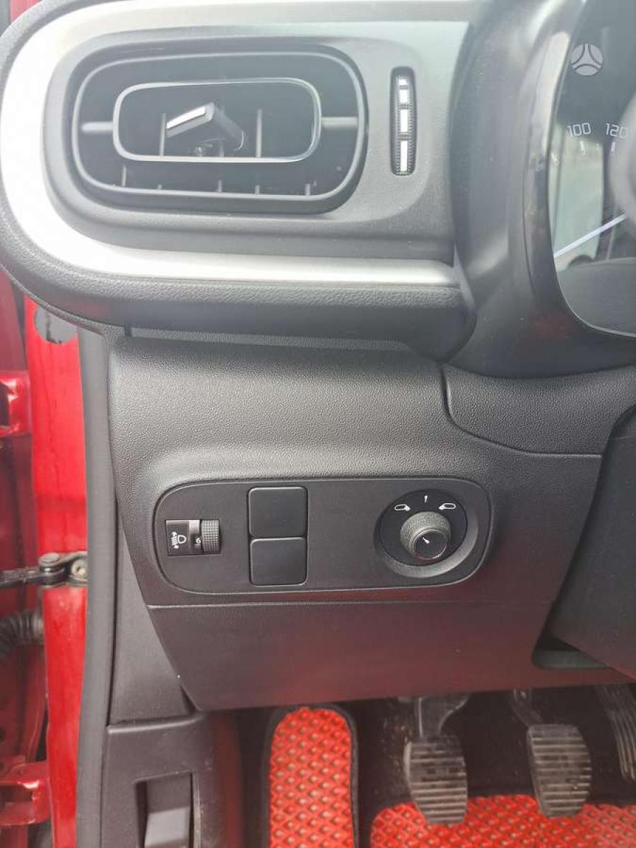 Red Citroen C3 2020 in Ukmerge, with an engine capacity of 1.20 L and mileage of 80 thousand km for 7350 €, photo 8 on AUTOMOTO.COM.LV