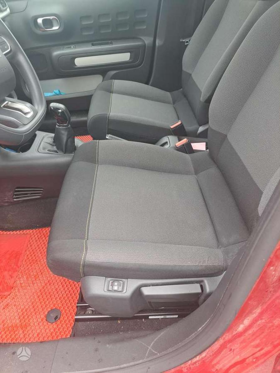 Red Citroen C3 2020 in Ukmerge, with an engine capacity of 1.20 L and mileage of 80 thousand km for 7350 €, photo 10 on AUTOMOTO.COM.LV