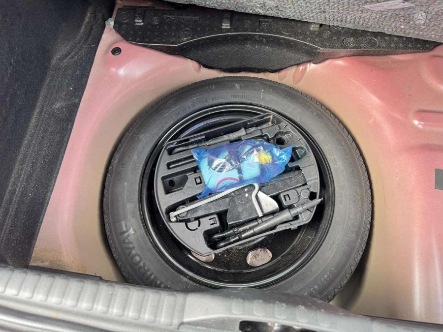 Sarkans Citroen C3 2021 Klaipėda, ar dzinēja tilpumu 1.20 L un nobraukumu 97 tūkst. km par 8300 €, foto 19 vietnē AUTOMOTO.COM.LV