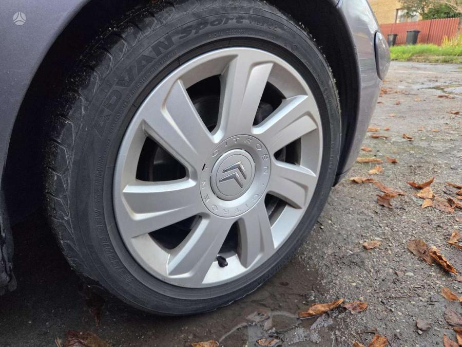 Violets Citroen C3 2007 Šauļi, ar dzinēja tilpumu 1.59 L un nobraukumu 55 tūkst. km par 2300 €, foto 16 vietnē AUTOMOTO.COM.LV