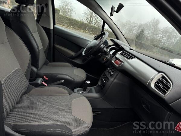 Violet Citroen C3 2014 in Riga, with an engine capacity of 1.40 L and mileage of 152 thousand km for 4950 €, photo 9 on AUTOMOTO.COM.LV
