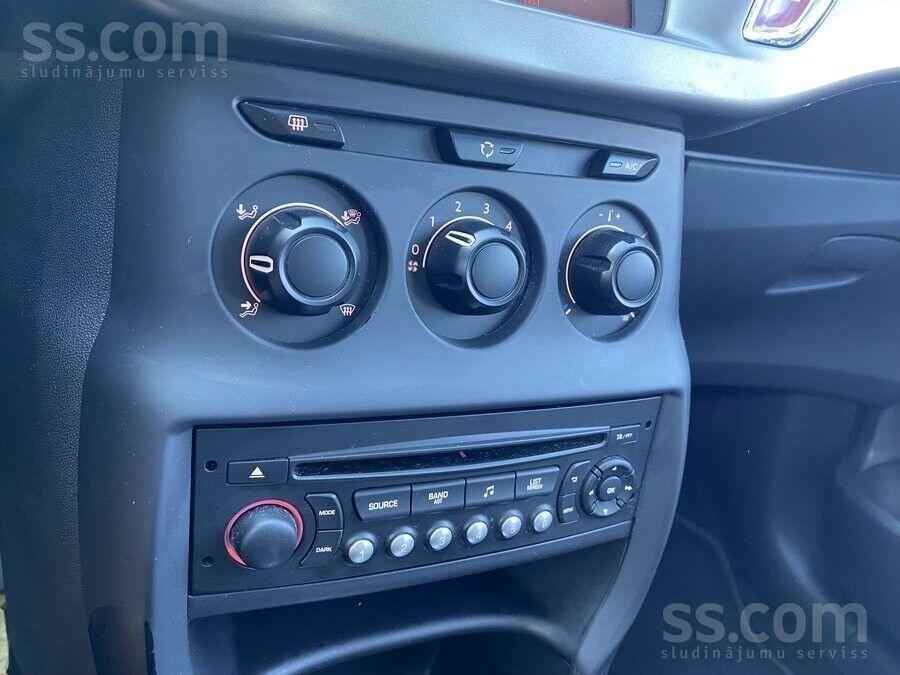 Фиолетовый Ситроен С3 2014 в Рига, объемом двигателя 1.40 л и пробегом 152 тыс. км за 4950 €, фото 15 на AUTOMOTO.COM.LV