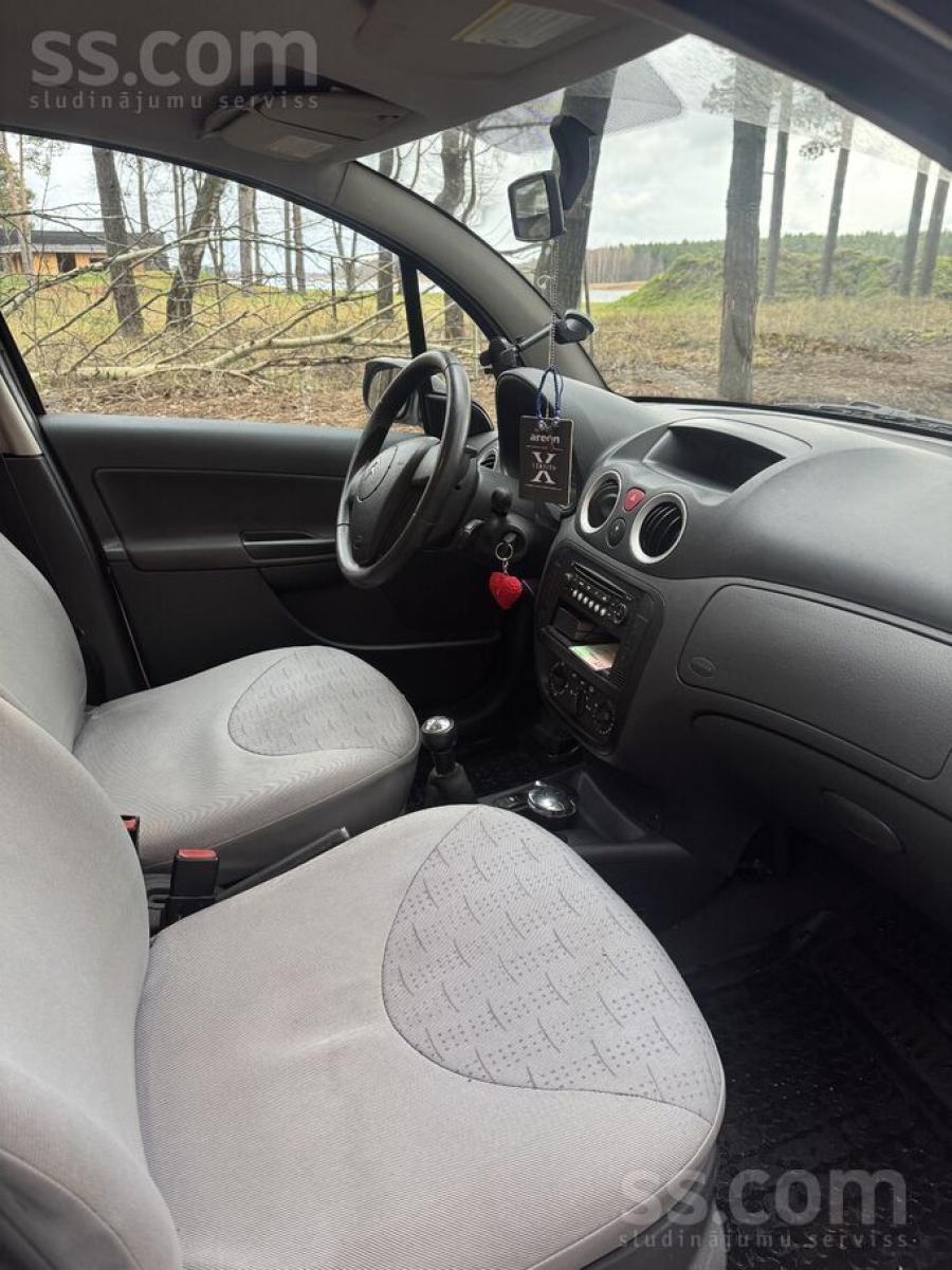 Balts Citroen C3 2009 Rīga, ar dzinēja tilpumu 1.40 L un nobraukumu 186 tūkst. km par 1500 €, foto 9 vietnē AUTOMOTO.COM.LV