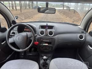 Balts Citroen C3 2009 Rīga, ar dzinēja tilpumu 1.40 L un nobraukumu 186 tūkst. km par 1500 €, foto 11 vietnē AUTOMOTO.COM.LV