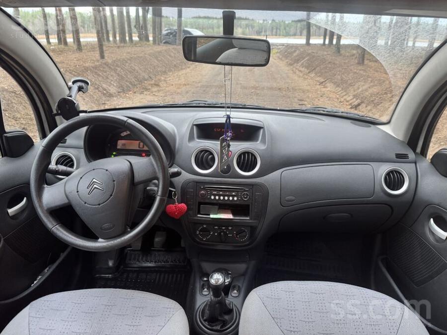 Balts Citroen C3 2009 Rīga, ar dzinēja tilpumu 1.40 L un nobraukumu 186 tūkst. km par 1500 €, foto 11 vietnē AUTOMOTO.COM.LV