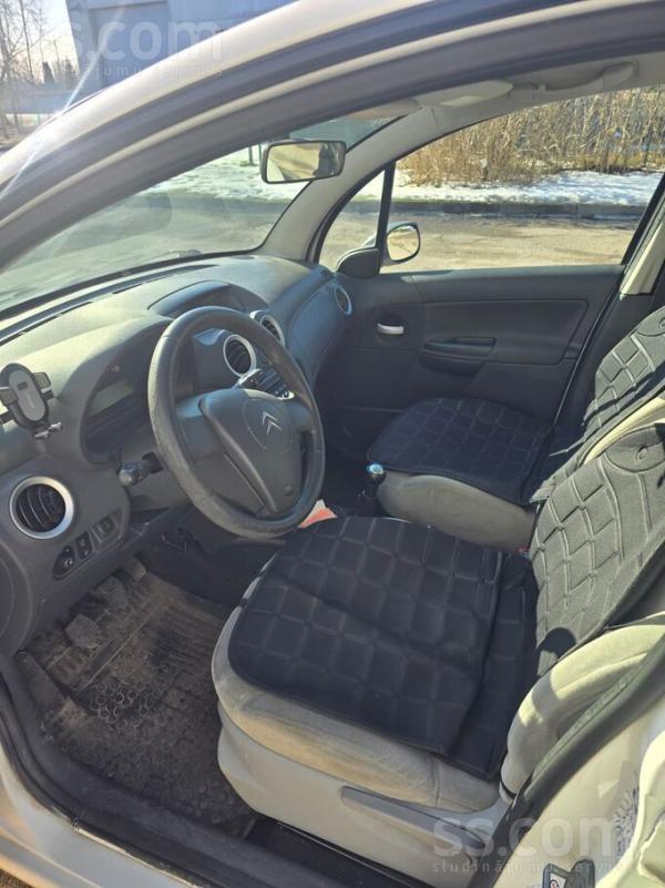 Balts Citroen C3 2009 Rīga, ar dzinēja tilpumu 1.40 L un nobraukumu 180 tūkst. km par 1200 €, foto 7 vietnē AUTOMOTO.COM.LV