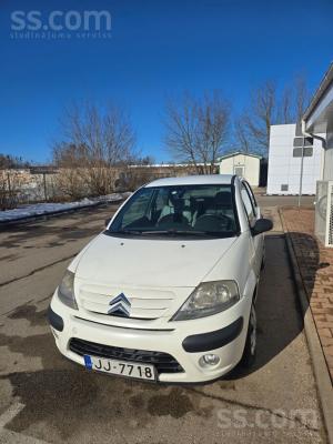 Белый Ситроен С3 2009 в Рига, объемом двигателя 1.40 л и пробегом 180 тыс. км за 1200 €, фото  на AUTOMOTO.COM.LV