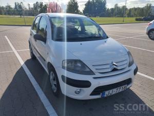 Balts Citroen C3 2009 Rīga, ar dzinēja tilpumu 1.40 L un nobraukumu 181 tūkst. km par 1450 €, foto  vietnē AUTOMOTO.COM.LV