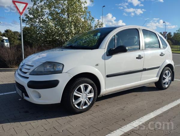Citroen C3 2009 Rīga vietnē Balts Citroen C3 2009 Rīga, ar dzinēja tilpumu 1.40 L un nobraukumu 181 tūkst. km par 1450 €, foto 3 vietnē AUTOMOTO.COM.LV