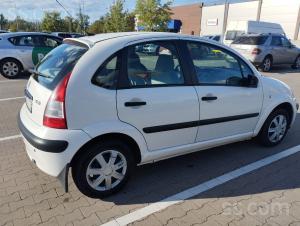 Balts Citroen C3 2009 Rīga, ar dzinēja tilpumu 1.40 L un nobraukumu 181 tūkst. km par 1450 €, foto 7 vietnē AUTOMOTO.COM.LV