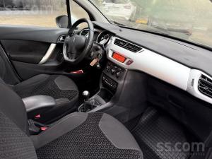 White Citroen C3 2010 in Riga, with an engine capacity of 1.40 L and mileage of 0 thousand km for 1590 €, photo 9 on AUTOMOTO.COM.LV