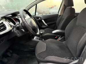 White Citroen C3 2010 in Riga, with an engine capacity of 1.40 L and mileage of 0 thousand km for 1590 €, photo 12 on AUTOMOTO.COM.LV