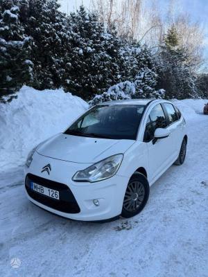 Balts Citroen C3 2011 Viļņa, ar dzinēja tilpumu 1.40 L un nobraukumu 305 tūkst. km par 2700 €, foto 2 vietnē AUTOMOTO.COM.LV