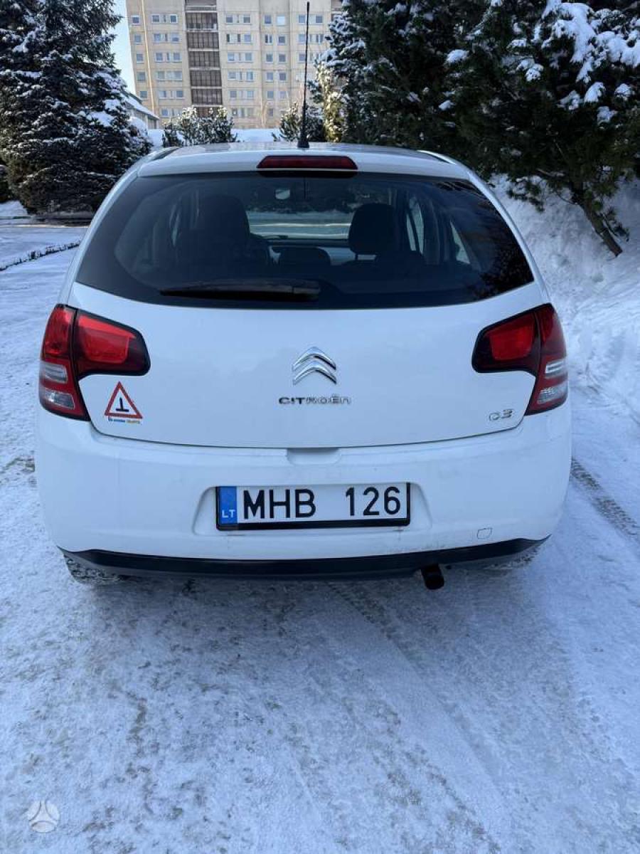 Balts Citroen C3 2011 Viļņa, ar dzinēja tilpumu 1.40 L un nobraukumu 305 tūkst. km par 2700 €, foto 8 vietnē AUTOMOTO.COM.LV