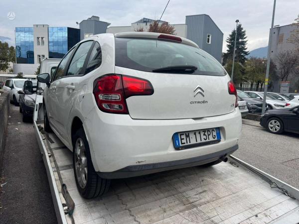White Citroen C3 2012 in Kaunas, with an engine capacity of 1.10 L and mileage of 78 thousand km for 1900 €, photo 2 on AUTOMOTO.COM.LV