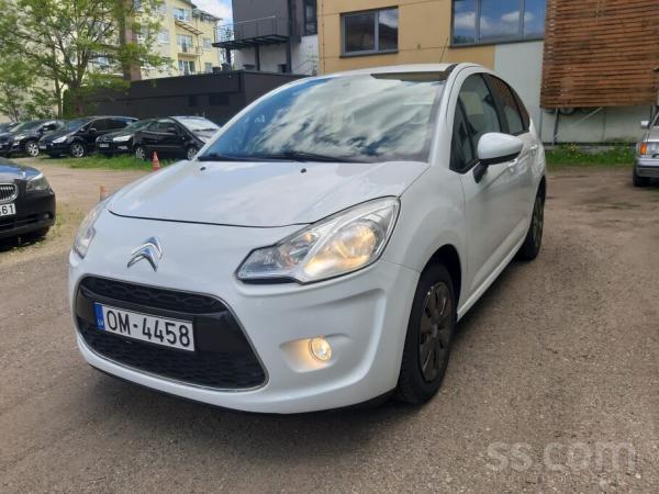 White Citroen C3 2012 in Daugavpils, with an engine capacity of 1.40 L and mileage of 0 thousand km for 4100 €, photo 1 on AUTOMOTO.COM.LV