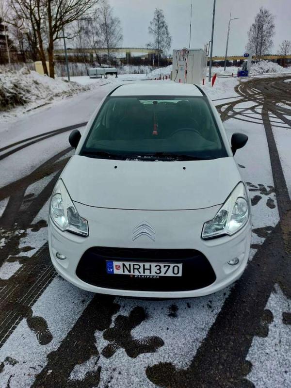 Balts Citroen C3 2013 Klaipėda, ar dzinēja tilpumu 1.40 L un nobraukumu 273 tūkst. km par 3200 €, foto 3 vietnē AUTOMOTO.COM.LV