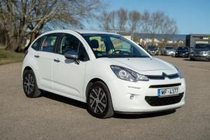 White Citroen C3 2014 in Liepaja, with an engine capacity of 1.40 L and mileage of 165 thousand km for 5500 €, photo 6 on AUTOMOTO.COM.LV