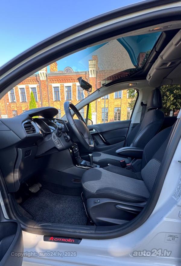 Balts Citroen C3 2014 Tallina, ar dzinēja tilpumu 1.40 L un nobraukumu 98 tūkst. km par 4999 €, foto 9 vietnē AUTOMOTO.COM.LV