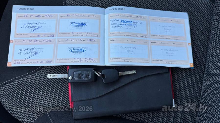 Balts Citroen C3 2014 Tallina, ar dzinēja tilpumu 1.40 L un nobraukumu 98 tūkst. km par 4999 €, foto 19 vietnē AUTOMOTO.COM.LV