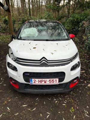 Balts Citroen C3 2017 Šauļi, ar dzinēja tilpumu 1.20 L un nobraukumu 46 tūkst. km par 3800 €, foto  vietnē AUTOMOTO.COM.LV