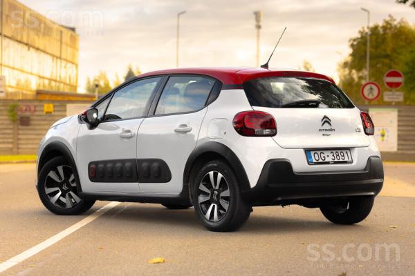 White Citroen C3 2017 in Jelgava, with an engine capacity of 1.20 L and mileage of 0 thousand km for 6390 €, photo 2 on AUTOMOTO.COM.LV