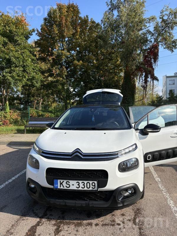 Citroen C3 2017 in Riga on AUTOMOTO.COM.LV White Citroen C3 2017 in Riga, with an engine capacity of 1.20 L and mileage of 218 thousand km for 5800 €, photo 1 on AUTOMOTO.COM.LV