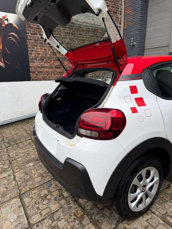 White Citroen C3 2018 in Ukmerge, with an engine capacity of 1.20 L and mileage of 160 thousand km for 2950 €, photo 8 on AUTOMOTO.COM.LV